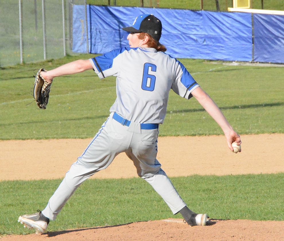 Bucs hold off University, 7-6 | News, Sports, Jobs - The Intermountain